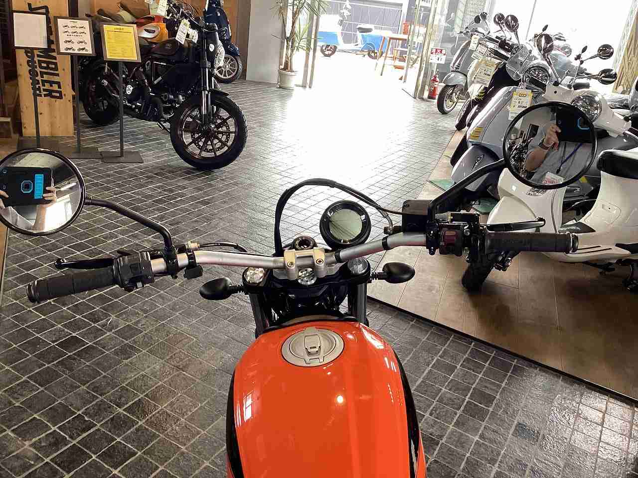 ドカティ/スクランブラーSixty2 [バイク探し] | U-MEDIA (ユーメディア) | - 中古バイク・新車バイク探しの決定版！神奈川・東京でバイク探すならユーメディア！
