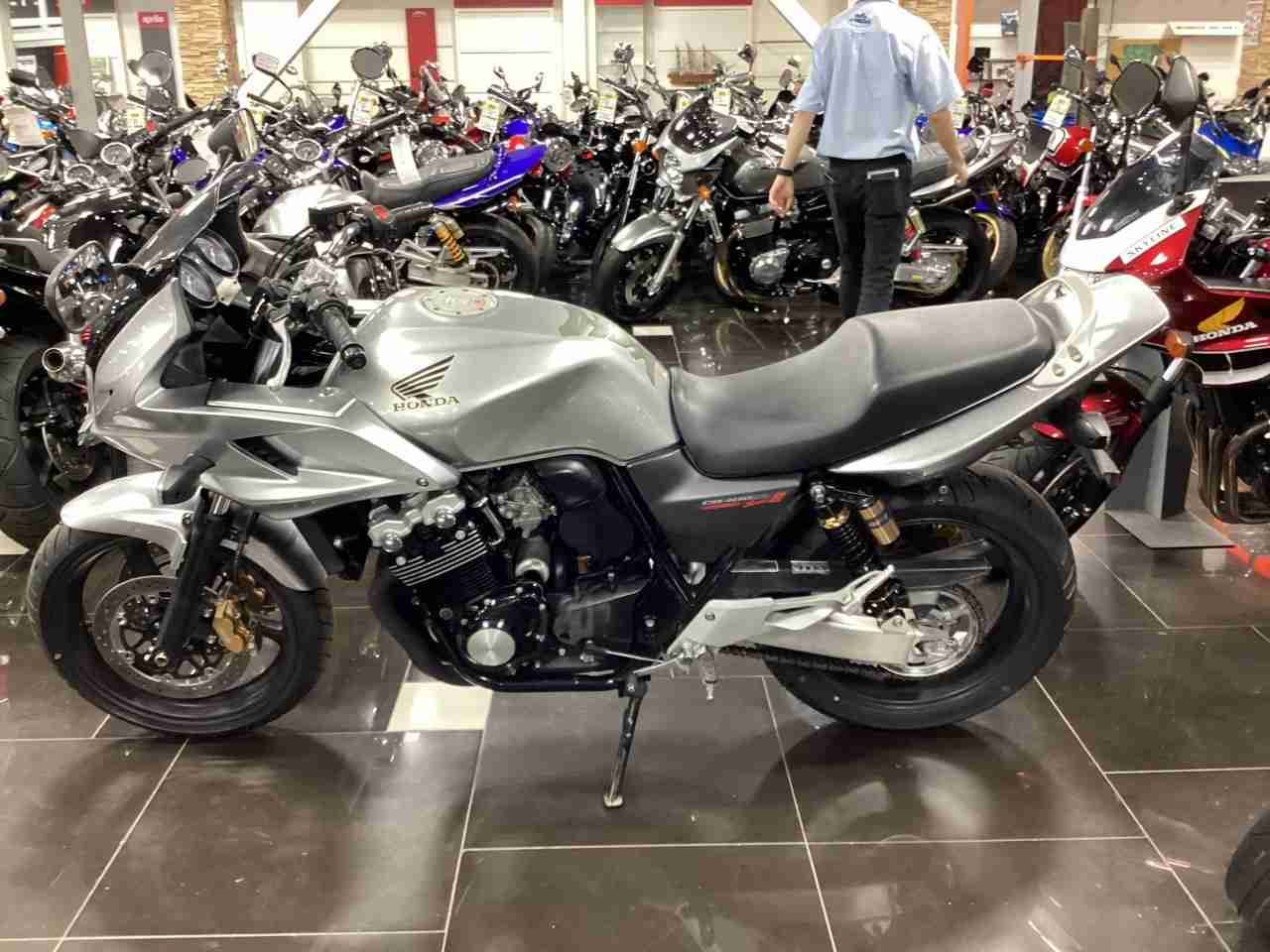 ホンダ/CB400SB SPEC3 [バイク探し] | U-MEDIA (ユーメディア) | - 中古バイク・新車バイク探しの決定版！神奈川・東京でバイク探すならユーメディア！