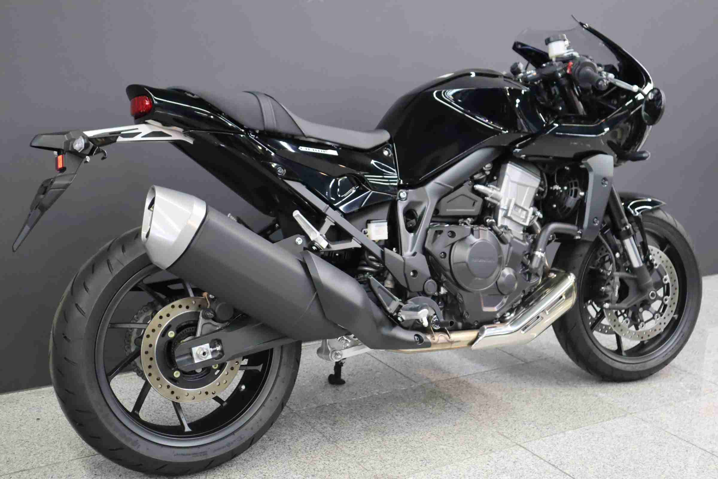 ホンダ/HAWK11 [バイク探し] | U-MEDIA (ユーメディア) | - 中古バイク・新車バイク探しの決定版！神奈川・東京でバイク探すならユーメディア！