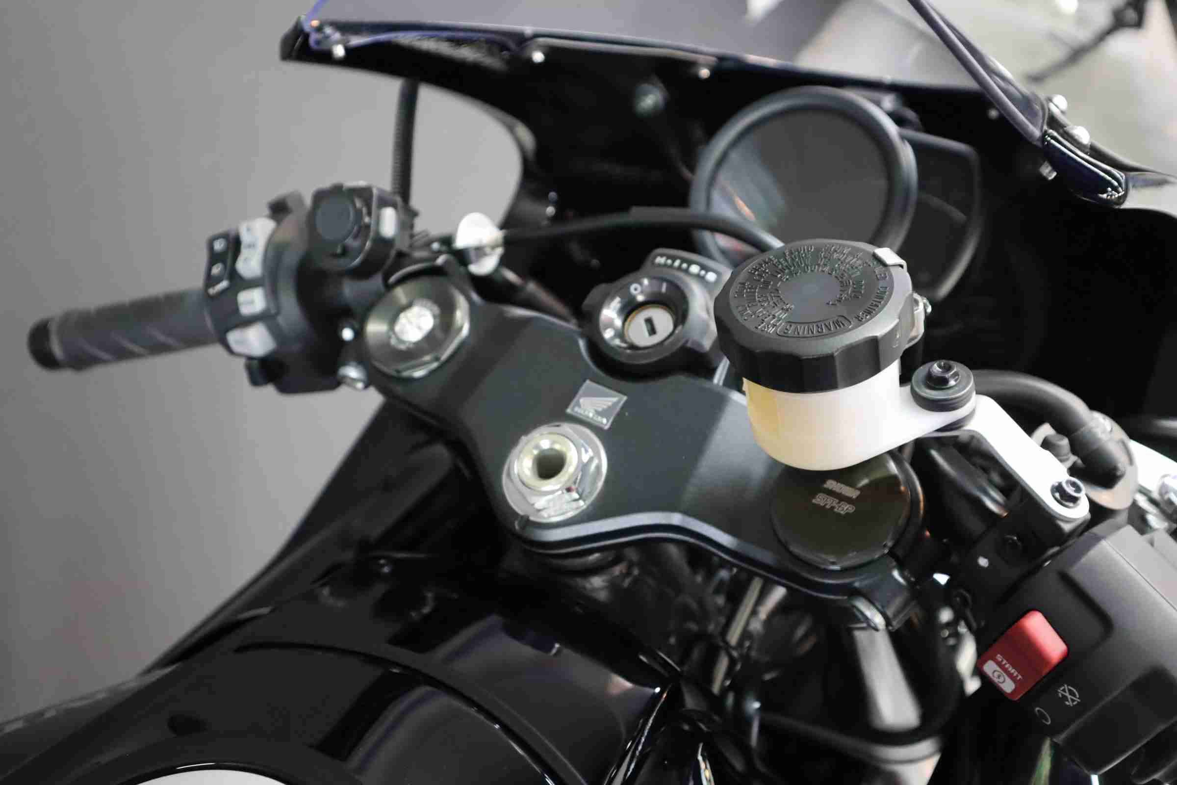 ホンダ/HAWK11 [バイク探し] | U-MEDIA (ユーメディア) | - 中古バイク・新車バイク探しの決定版！神奈川・東京でバイク探すならユーメディア！