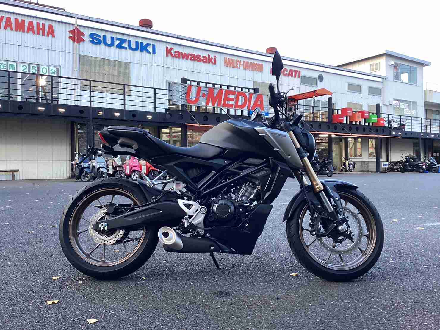 ホンダ/CB125R [バイク探し] | U-MEDIA (ユーメディア) | - 中古バイク・新車バイク探しの決定版！神奈川・東京でバイク探すならユーメディア！