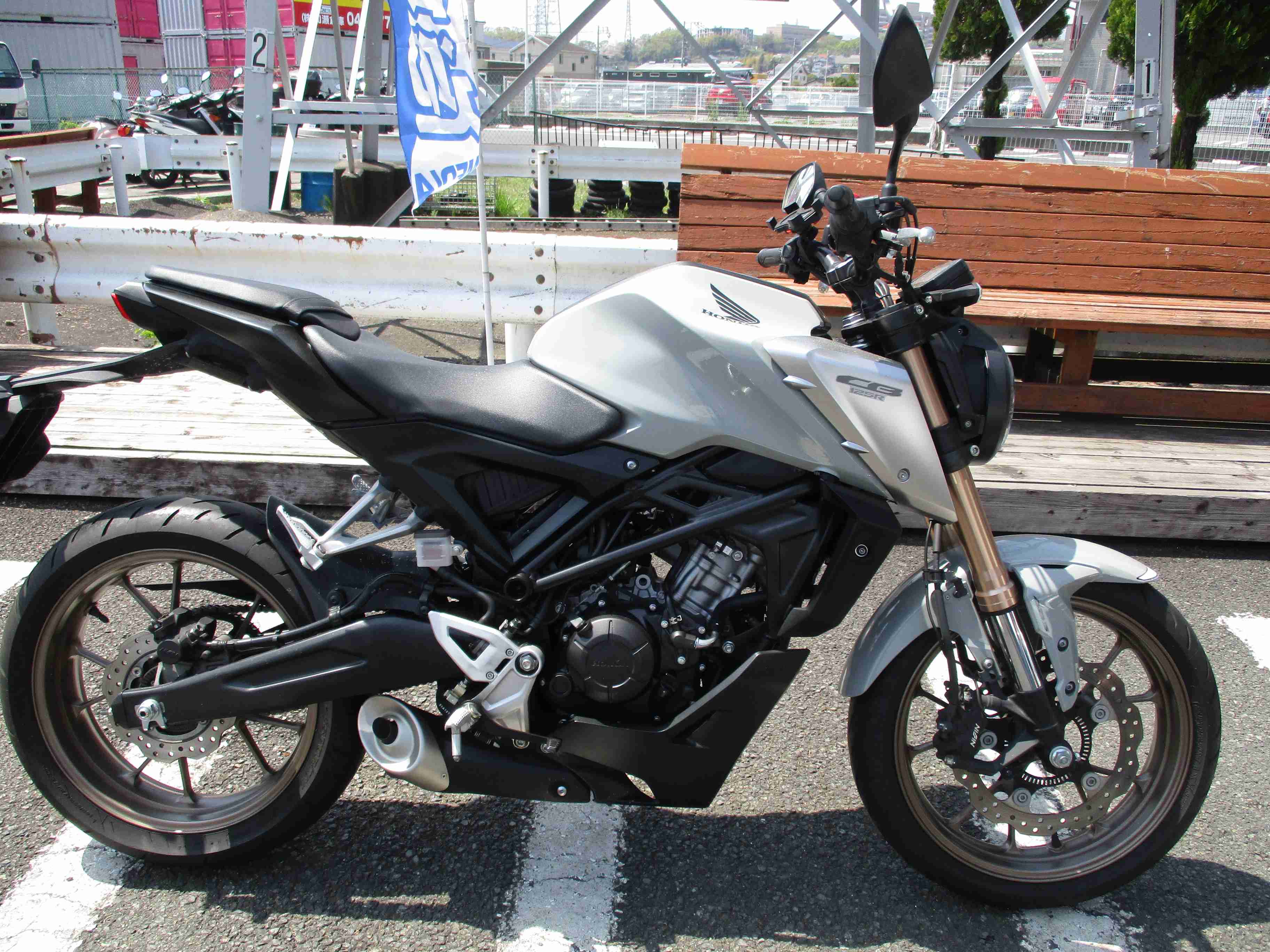 ホンダ/CB125R [バイク探し] | U-MEDIA (ユーメディア) | - 中古バイク・新車バイク探しの決定版！神奈川・東京でバイク探すならユーメディア！